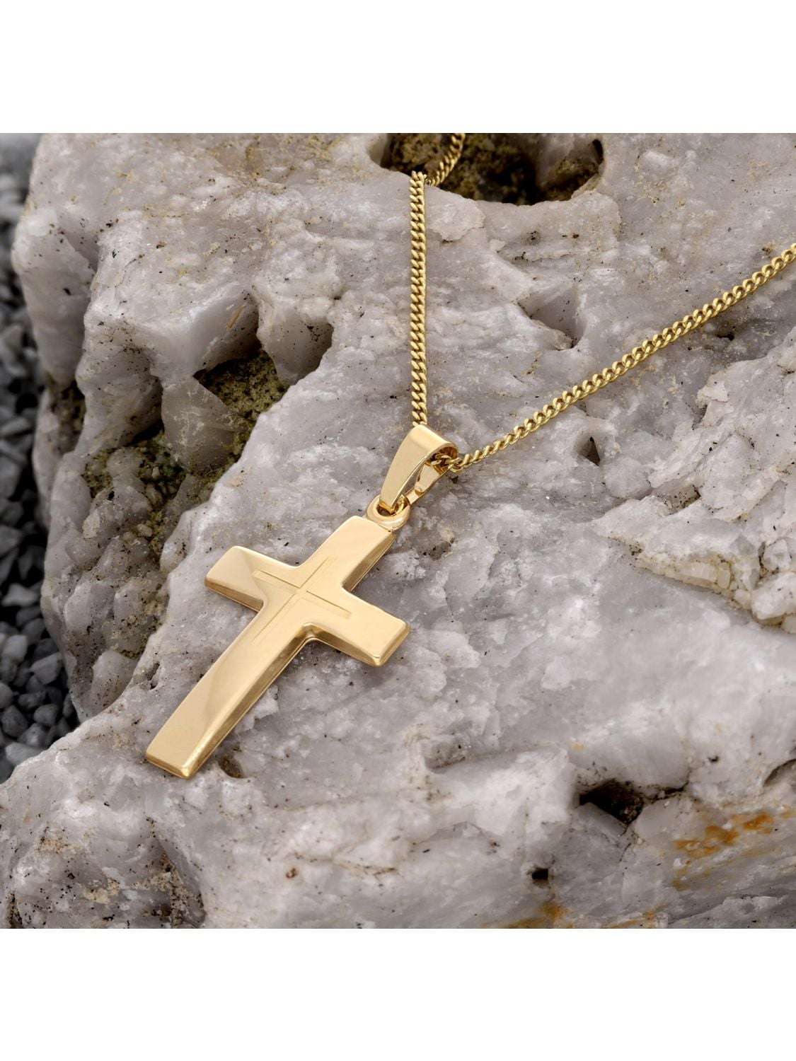 trendor Cross Pendant Gold 333 (8K) with Gold-Plated Silver Chain